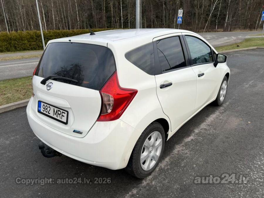 Balts Nissan Note 2014 Tallina, ar dzinēja tilpumu 1.50 L un nobraukumu 210 tūkst. km par 4390 €, foto 3 vietnē AUTOMOTO.COM.LV