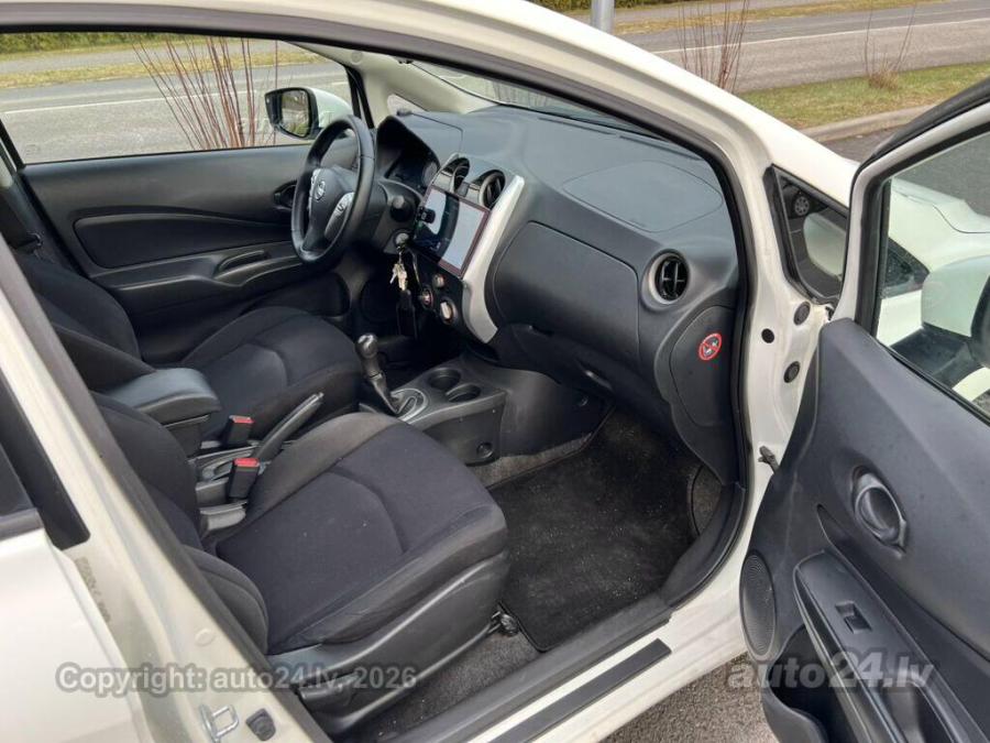 Balts Nissan Note 2014 Tallina, ar dzinēja tilpumu 1.50 L un nobraukumu 210 tūkst. km par 4390 €, foto 4 vietnē AUTOMOTO.COM.LV