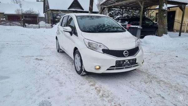 White Nissan Note 2014 in Siauliai, with an engine capacity of 1.20 L and mileage of 180 thousand km for 3650 €, photo 2 on AUTOMOTO.COM.LV