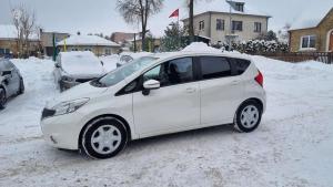 White Nissan Note 2014 in Siauliai, with an engine capacity of 1.20 L and mileage of 180 thousand km for 3650 €, photo 4 on AUTOMOTO.COM.LV