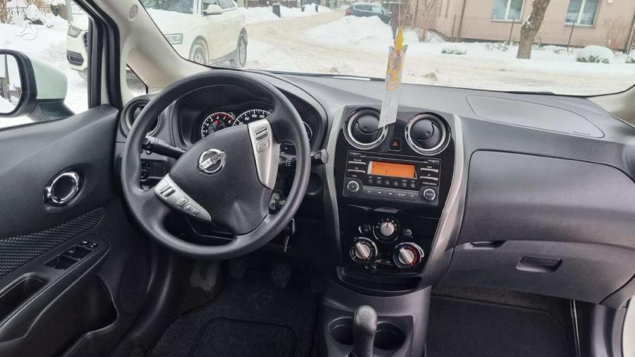 White Nissan Note 2014 in Siauliai, with an engine capacity of 1.20 L and mileage of 180 thousand km for 3650 €, photo 14 on AUTOMOTO.COM.LV