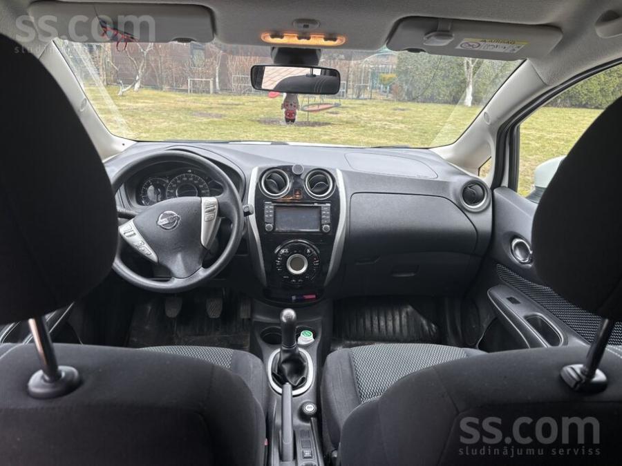 White Nissan Note 2014 in Jurmala, with an engine capacity of 1.50 L and mileage of 140 thousand km for 4200 €, photo 6 on AUTOMOTO.COM.LV