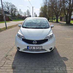 White Nissan Note 2015 in Ogre, with an engine capacity of 1.20 L and mileage of 144 thousand km for 6890 €, photo 1 on AUTOMOTO.COM.LV