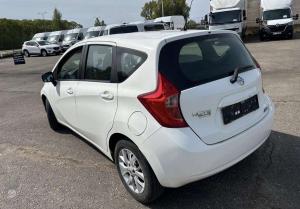 White Nissan Note 2015 in Taurage, with an engine capacity of 1.46 L and mileage of 160 thousand km for 2750 €, photo 5 on AUTOMOTO.COM.LV