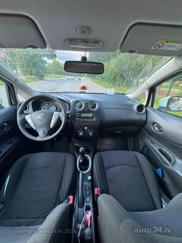 White Nissan Note 2015 in Tallinn, with an engine capacity of 1.20 L and mileage of 187 thousand km for 3500 €, photo 6 on AUTOMOTO.COM.LV