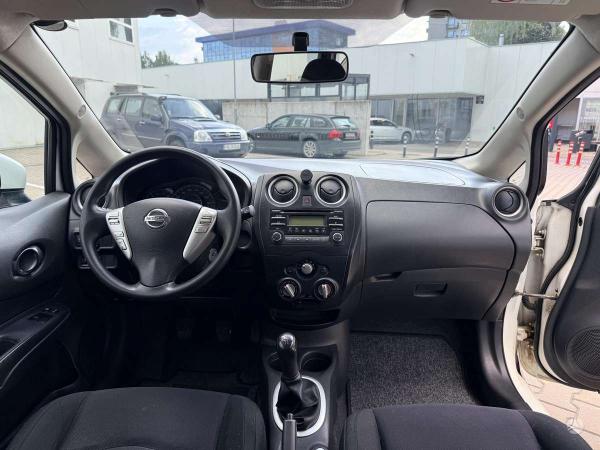 White Nissan Note 2015 in Vilnius, with an engine capacity of 1.20 L and mileage of 217 thousand km for 2400 €, photo 10 on AUTOMOTO.COM.LV