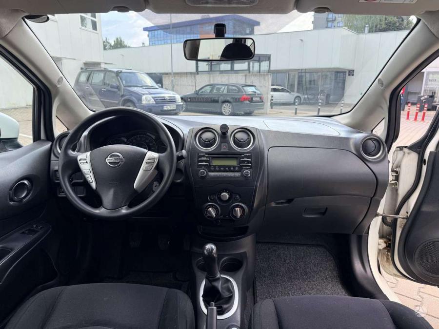 White Nissan Note 2015 in Vilnius, with an engine capacity of 1.20 L and mileage of 217 thousand km for 2400 €, photo 10 on AUTOMOTO.COM.LV