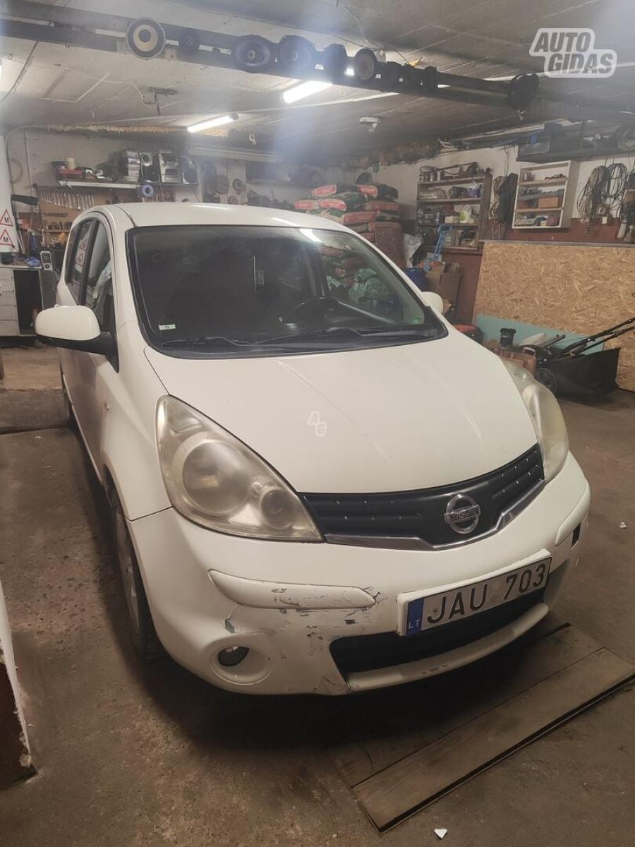 White Nissan Note 2011 in Kaunas, with an engine capacity of 1.50 L and mileage of 247 thousand km for 1500 €, photo 7 on AUTOMOTO.COM.LV