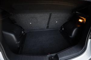 White Nissan Note 2016 in Jelgava, with an engine capacity of 1.20 L and mileage of 78 thousand km for 6950 €, photo 13 on AUTOMOTO.COM.LV