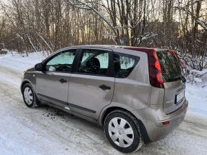 Yellow Nissan Note 2011 in Vilnius, with an engine capacity of 1.39 L and mileage of 202 thousand km for 1950 €, photo 7 on AUTOMOTO.COM.LV
