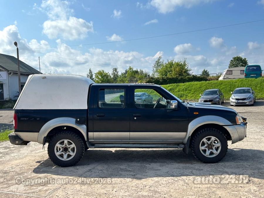 Черный Ниссан НП300 2005 в Таллин, объемом двигателя 2.50 л и пробегом 260 тыс. км за 2800 €, фото 5 на AUTOMOTO.COM.LV