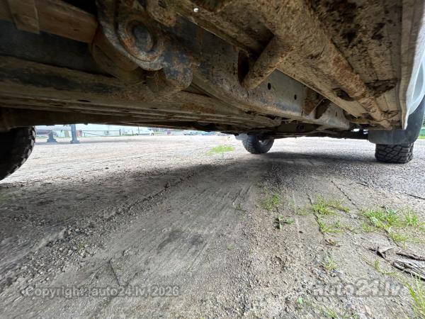 Melns Nissan NP300 2005 Tallina, ar dzinēja tilpumu 2.50 L un nobraukumu 260 tūkst. km par 2300 €, foto 10 vietnē AUTOMOTO.COM.LV
