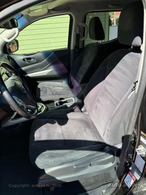 Melns Nissan NP300 2017 Tallina, ar dzinēja tilpumu 2.30 L un nobraukumu 295 tūkst. km par 16000 €, foto 13 vietnē AUTOMOTO.COM.LV