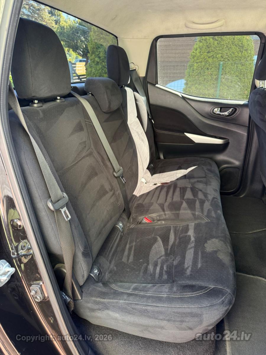 Melns Nissan NP300 2017 Tallina, ar dzinēja tilpumu 2.30 L un nobraukumu 295 tūkst. km par 16000 €, foto 19 vietnē AUTOMOTO.COM.LV