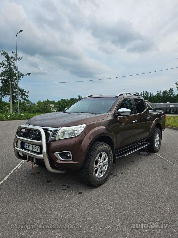 Brown Nissan NP300 2016 in Tallinn, with an engine capacity of 2.30 L and mileage of 234 thousand km for 17000 €, photo 2 on AUTOMOTO.COM.LV