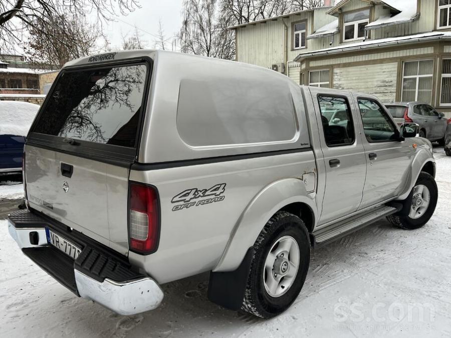 Nissan NP300 2012 in Riga, with an engine capacity of 2.50 L and mileage of 189 thousand km for 7300 €, photo 4 on AUTOMOTO.COM.LV