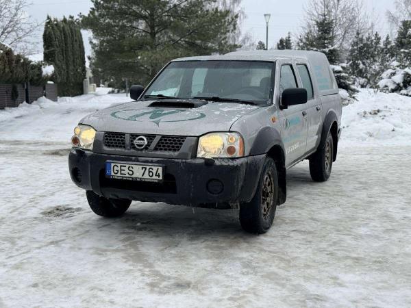 Pelēks Nissan NP300 2012 Viļņa, ar dzinēja tilpumu 2.49 L un nobraukumu 175 tūkst. km par 6800 €, foto 2 vietnē AUTOMOTO.COM.LV