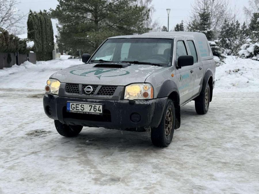 Pelēks Nissan NP300 2012 Viļņa, ar dzinēja tilpumu 2.49 L un nobraukumu 175 tūkst. km par 6800 €, foto 2 vietnē AUTOMOTO.COM.LV