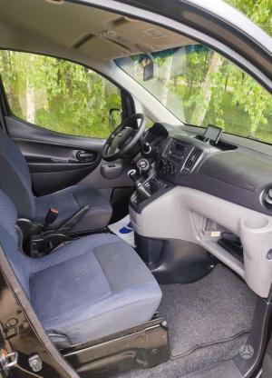 Melns Nissan NV200 2012 Šauļi, ar dzinēja tilpumu 1.50 L un nobraukumu 239 tūkst. km par 5650 €, foto 12 vietnē AUTOMOTO.COM.LV