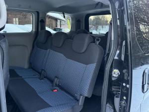 Black Nissan NV200 2013 in Vilnius, with an engine capacity of 1.60 L and mileage of 128 thousand km for 5800 €, photo 9 on AUTOMOTO.COM.LV