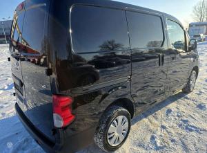 Black Nissan NV200 2014 in Marijampole, with an engine capacity of 1.46 L and mileage of 162 thousand km for 4200 €, photo 4 on AUTOMOTO.COM.LV