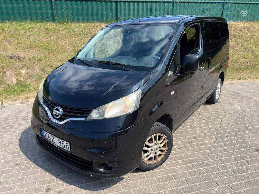 Melns Nissan NV200 2016 Viļņa, ar dzinēja tilpumu 1.46 L un nobraukumu 248 tūkst. km par 3300 €, foto 5 vietnē AUTOMOTO.COM.LV