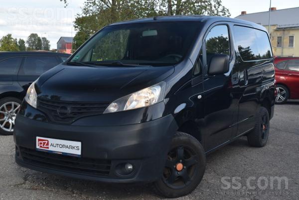 Black Nissan NV200 2012 in Kuldiga, with an engine capacity of 1.50 L and mileage of 0 thousand km for 4990 €, photo 1 on AUTOMOTO.COM.LV