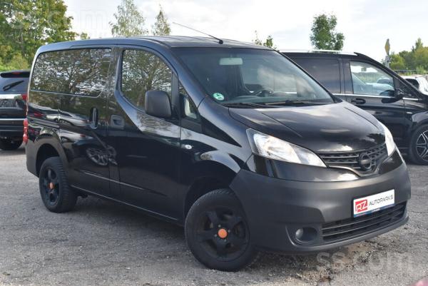 Black Nissan NV200 2012 in Kuldiga, with an engine capacity of 1.50 L and mileage of 0 thousand km for 4990 €, photo 5 on AUTOMOTO.COM.LV