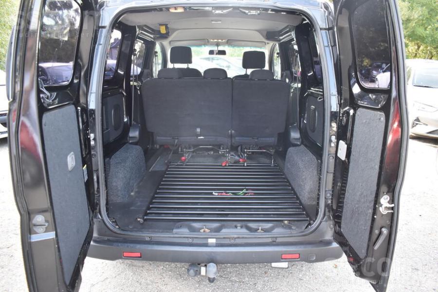 Black Nissan NV200 2012 in Kuldiga, with an engine capacity of 1.50 L and mileage of 0 thousand km for 4990 €, photo 6 on AUTOMOTO.COM.LV
