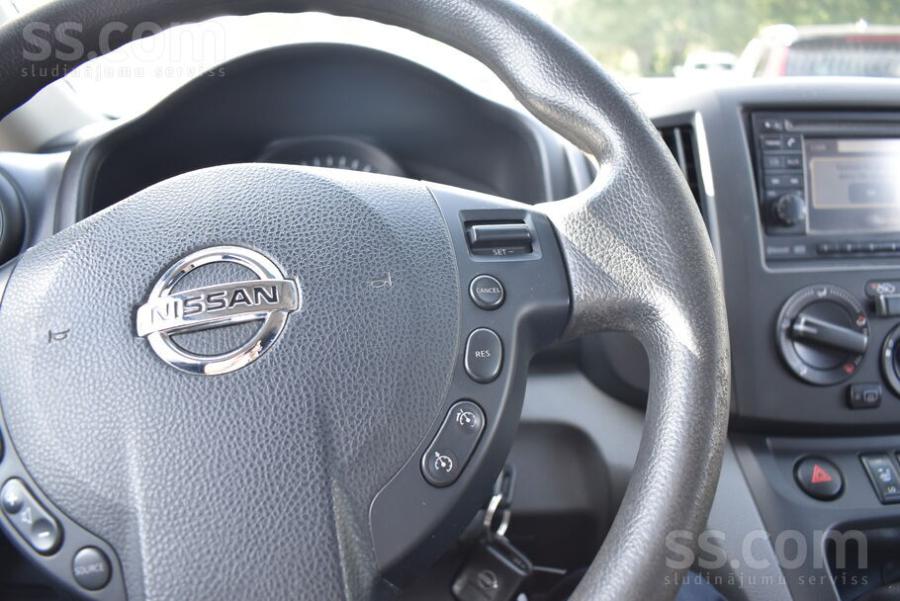 Black Nissan NV200 2012 in Kuldiga, with an engine capacity of 1.50 L and mileage of 0 thousand km for 4990 €, photo 15 on AUTOMOTO.COM.LV