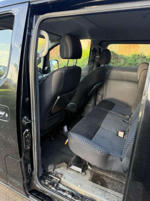 Black Nissan NV200 2012 in Kaunas, with an engine capacity of 1.46 L and mileage of 300 thousand km for 2999 €, photo 6 on AUTOMOTO.COM.LV