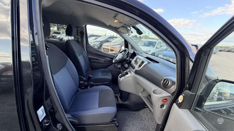Melns Nissan NV200 2015 Marijampole, ar dzinēja tilpumu 1.46 L un nobraukumu 220 tūkst. km par 6250 €, foto 23 vietnē AUTOMOTO.COM.LV