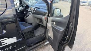 Melns Nissan NV200 2015 Marijampole, ar dzinēja tilpumu 1.46 L un nobraukumu 220 tūkst. km par 6250 €, foto 25 vietnē AUTOMOTO.COM.LV