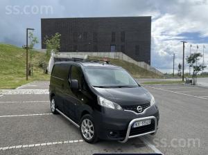 Черный Ниссан NV200 2011 в Резекне, объемом двигателя 1.50 л и пробегом 292 тыс. км за 4961 €, фото  на AUTOMOTO.COM.LV