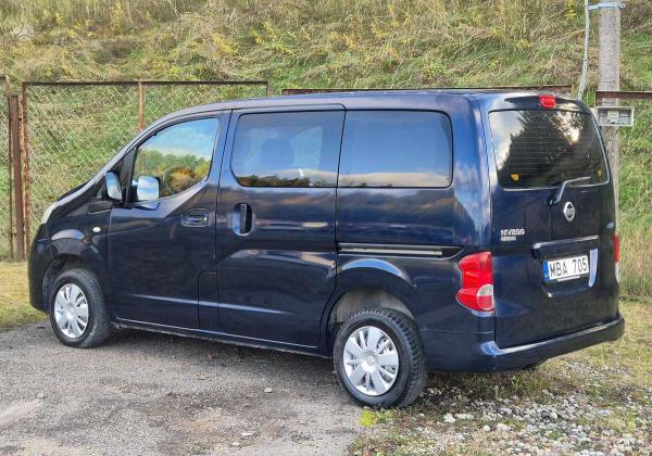 Синий Ниссан NV200 2010 в Вильнюс, объемом двигателя 1.50 л и пробегом 265 тыс. км за 3500 €, фото 4 на AUTOMOTO.COM.LV