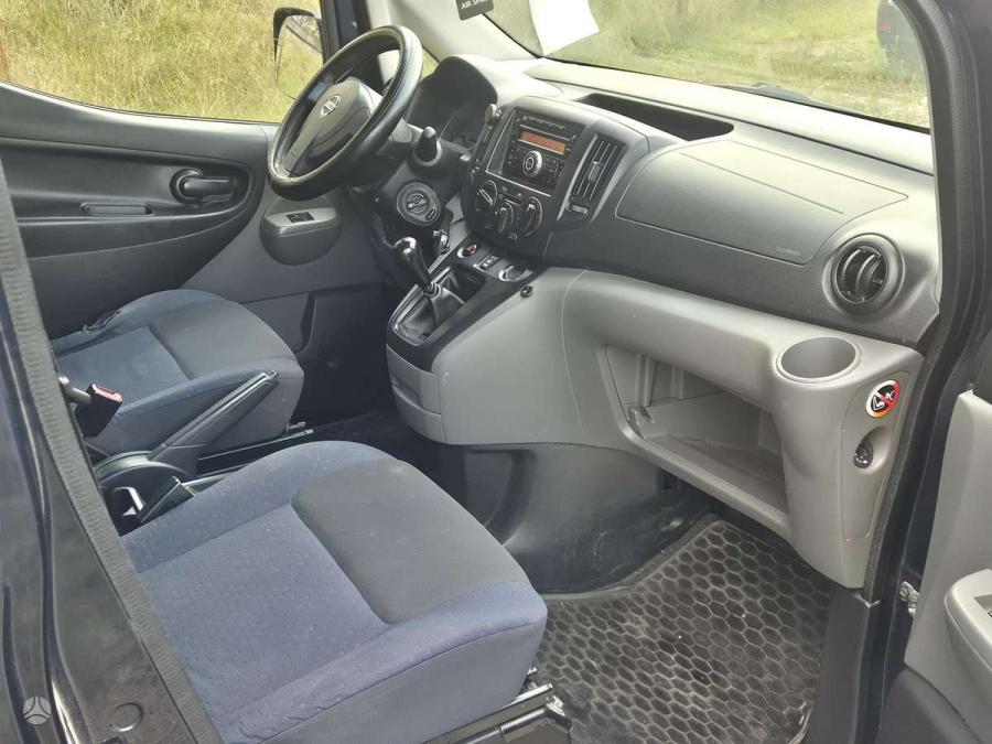 Blue Nissan NV200 2010 in Vilnius, with an engine capacity of 1.50 L and mileage of 265 thousand km for 3500 €, photo 7 on AUTOMOTO.COM.LV