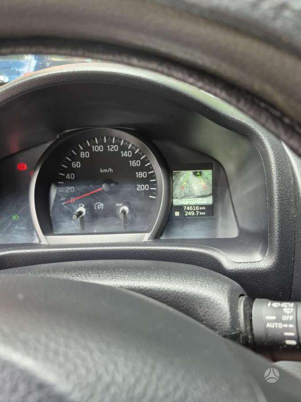 Brown Nissan NV200 2017 in Kaunas, with an engine capacity of 1.46 L and mileage of 75 thousand km for 12500 €, photo 10 on AUTOMOTO.COM.LV