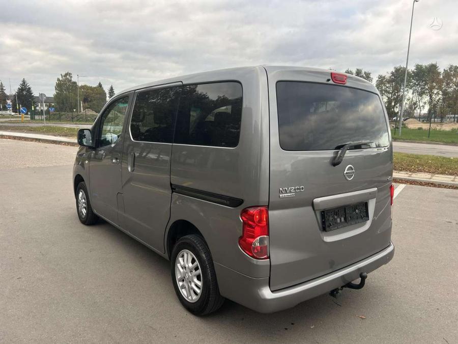 Grey Nissan NV200 2011 in Marijampole, with an engine capacity of 1.46 L and mileage of 147 thousand km for 4750 €, photo 9 on AUTOMOTO.COM.LV