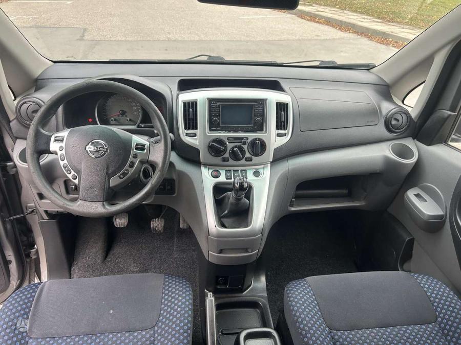 Grey Nissan NV200 2011 in Marijampole, with an engine capacity of 1.46 L and mileage of 147 thousand km for 4750 €, photo 19 on AUTOMOTO.COM.LV