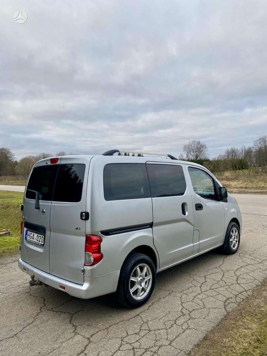 Grey Nissan NV200 2012 in Kelme, with an engine capacity of 1.50 L and mileage of 222 thousand km for 3350 €, photo 3 on AUTOMOTO.COM.LV