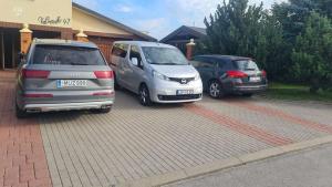 Pelēks Nissan NV200 2013 Šauļi, ar dzinēja tilpumu 1.50 L un nobraukumu 215 tūkst. km par 6500 €, foto 14 vietnē AUTOMOTO.COM.LV