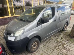Pelēks Nissan NV200 2013 Alīta, ar dzinēja tilpumu 1.50 L un nobraukumu 260 tūkst. km par 1400 €, foto 1 vietnē AUTOMOTO.COM.LV