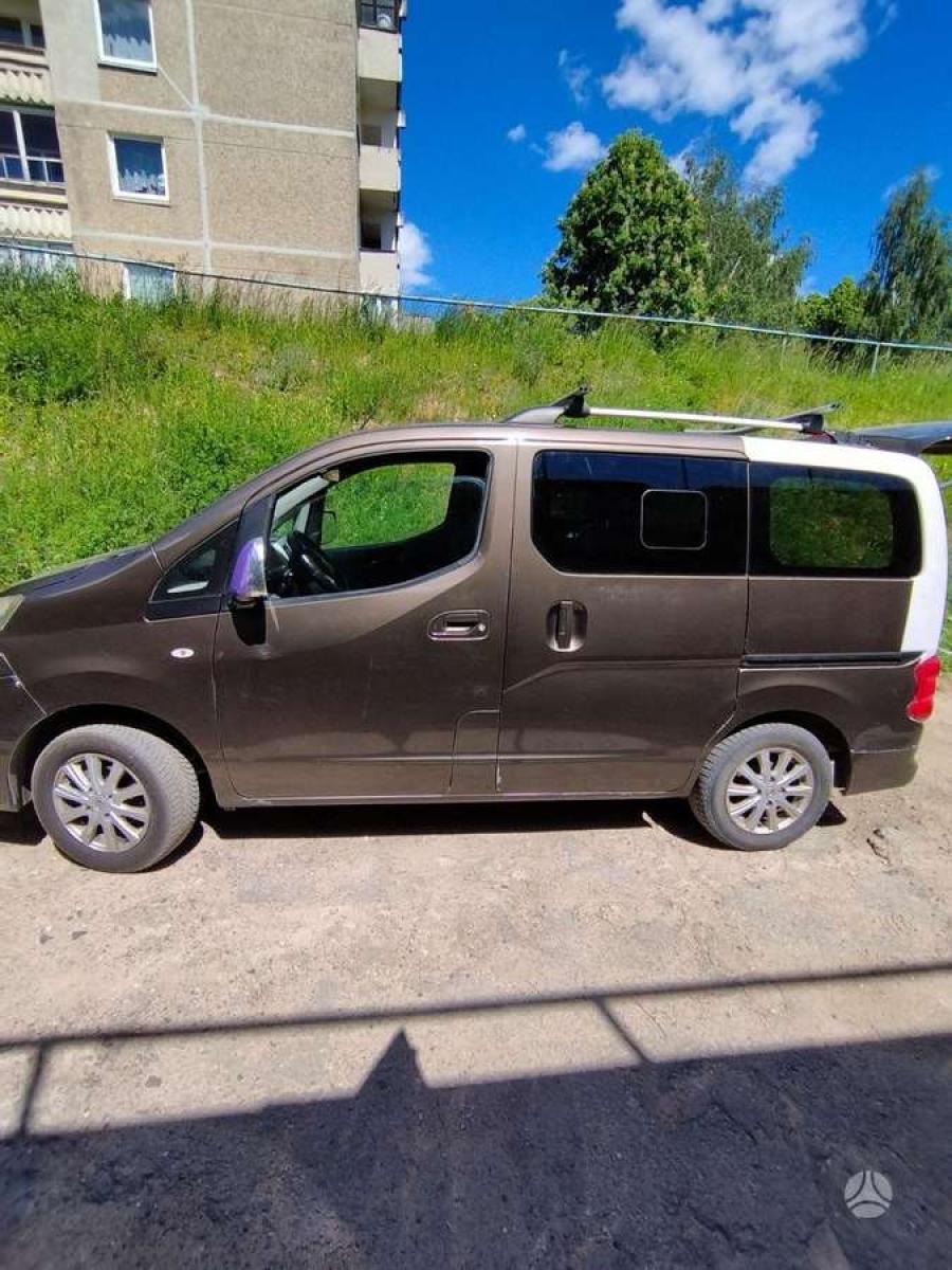 Pelēks Nissan NV200 2016 Viļņa, ar dzinēja tilpumu 1.60 L un nobraukumu 248 tūkst. km par 3800 €, foto 3 vietnē AUTOMOTO.COM.LV