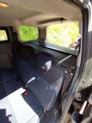 Pelēks Nissan NV200 2016 Viļņa, ar dzinēja tilpumu 1.60 L un nobraukumu 248 tūkst. km par 3800 €, foto 10 vietnē AUTOMOTO.COM.LV