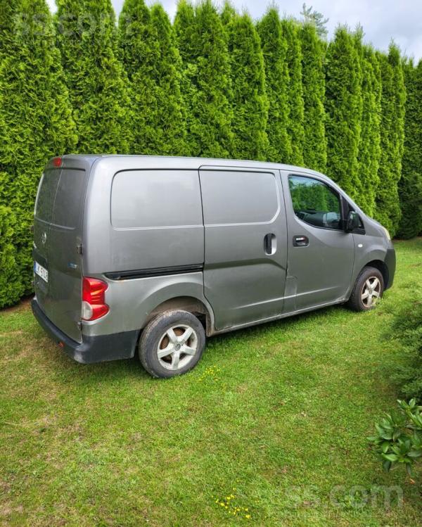 Серый Ниссан NV200 2010 в Рига, объемом двигателя 1.50 л и пробегом 272 тыс. км за 3900 €, фото 6 на AUTOMOTO.COM.LV