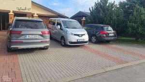 Pelēks Nissan NV200 2013 Šauļi, ar dzinēja tilpumu 1.50 L un nobraukumu 215 tūkst. km par 5950 €, foto 14 vietnē AUTOMOTO.COM.LV