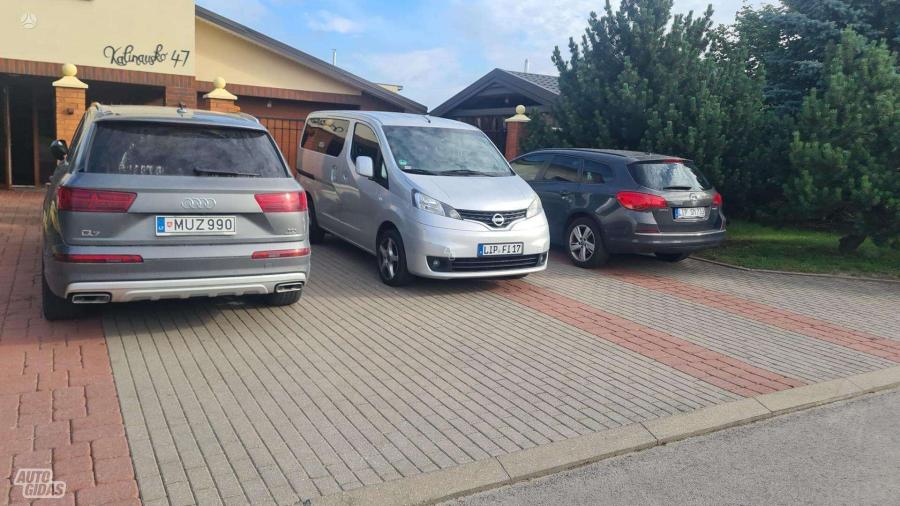 Pelēks Nissan NV200 2013 Šauļi, ar dzinēja tilpumu 1.50 L un nobraukumu 215 tūkst. km par 5950 €, foto 14 vietnē AUTOMOTO.COM.LV