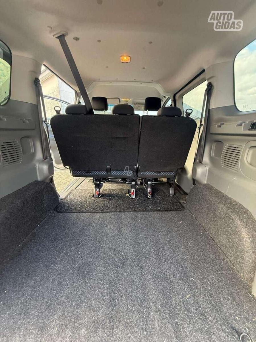 Pelēks Nissan NV200 2013 Šauļi, ar dzinēja tilpumu 1.50 L un nobraukumu 215 tūkst. km par 5950 €, foto 16 vietnē AUTOMOTO.COM.LV