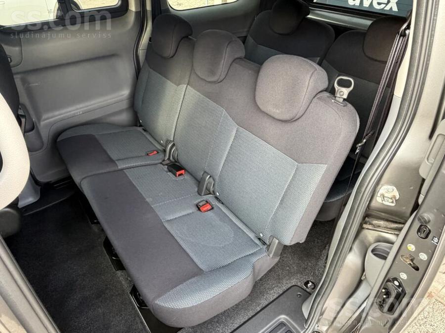 Pelēks Nissan NV200 2020 Rīga, ar dzinēja tilpumu 0.00 L un nobraukumu 32 tūkst. km par 21350 €, foto 8 vietnē AUTOMOTO.COM.LV