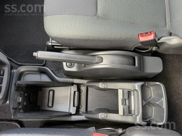 Pelēks Nissan NV200 2020 Rīga, ar dzinēja tilpumu 0.00 L un nobraukumu 32 tūkst. km par 21350 €, foto 10 vietnē AUTOMOTO.COM.LV